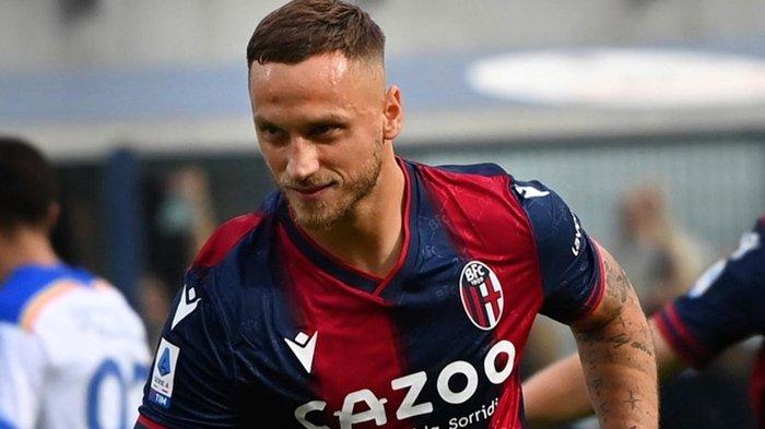 Kian Melempem, AC Milan Siap Lepas Divock Origi, Siap Datangkan Marko ...