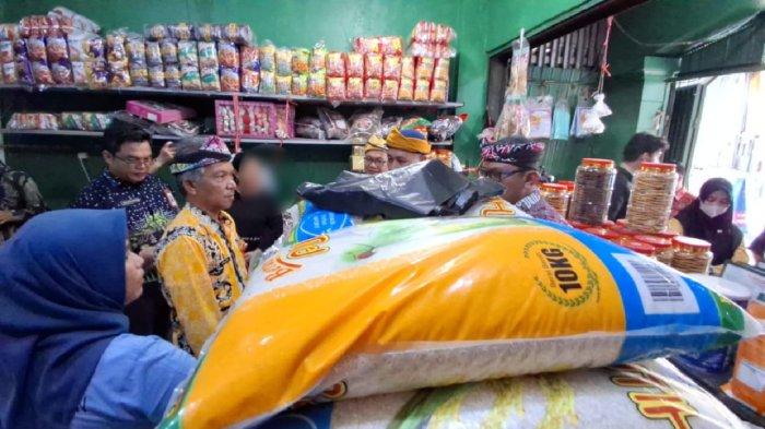 Dua Kios di Pasar Gusher Tarakan Jual Bumbu Kedaluwarsa dan Sembako ...