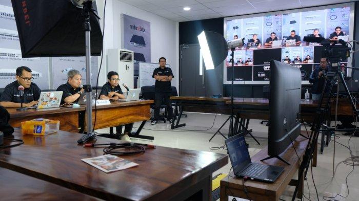 SMKN 1 Tenggarong Bersama 14 SMK se Indonesia Lolos Babak Final ...