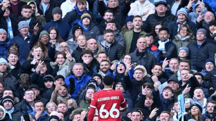Selebrasi di Hadapan Fans Man City, Bek Liverpool Trent Alexander ...