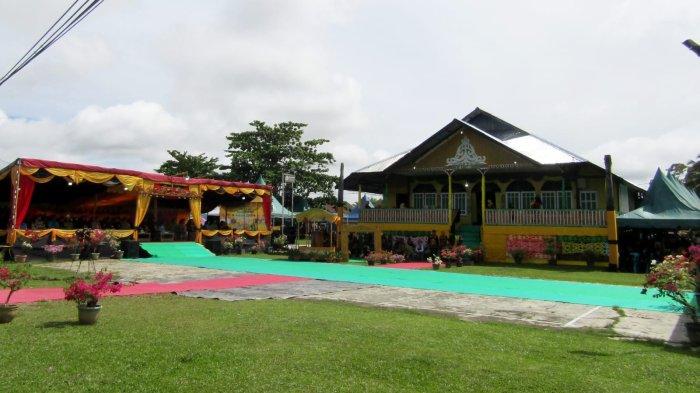 Sejarah Tiang Boloi Adat Tidung Malinau, Simbol Keharmonisan Hubungan ...