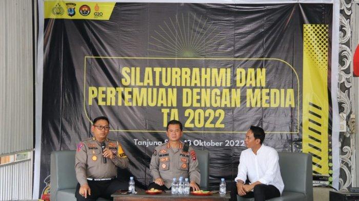 Kabid Humas Polda Kaltara Kombes Pol Budi Rachmat Silaturahmi dengan Media, Turut Sosialisasi ...