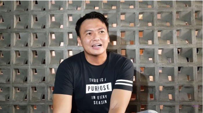 Putus dari Gisella Anastasia, Wijin Saputra Nyanyikan Lagu Pergilah Kasih Bareng Gading Marten ...