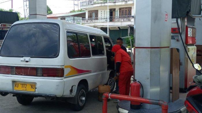 Sopir Angkot Kedapatan Isi Pertalite Pakai Jeriken di APMS Cahaya ...