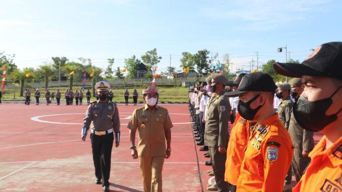 Gubernur Zainal Paliwang Pimpin Apel Gelar Pasukan Operasi Ketupat Kayan 2022 di Mako Polda ...