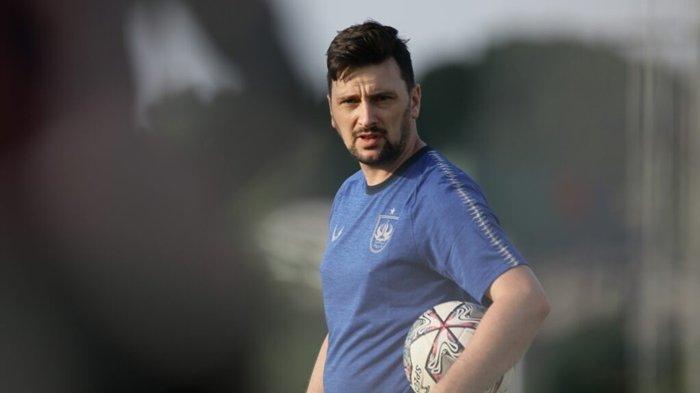 Penjelasan Bos PSIS Semarang, Pelatih Kiper Mahesa Jenar Angkat Kaki ...