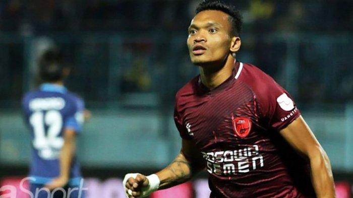 Dua Gol Ferdinand Sinaga dalam 2 Menit Antar Persis Solo ke Semifinal ...