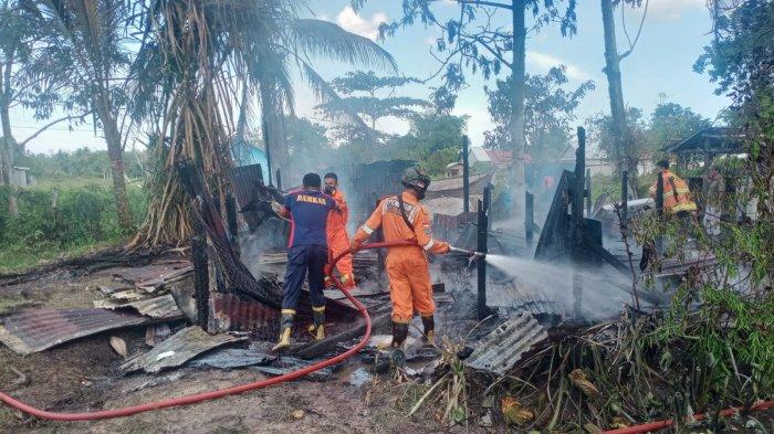 Gegara Ditinggal saat Memasak Mie Instan, Satu Rumah di Tarakan Habis Dilalap Si Jago Merah ...