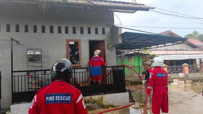 Diduga Akibat Korsleting Listrik, Rumah Warga di Bontang Barat Nyaris Ludes Dilahap Si Jago ...