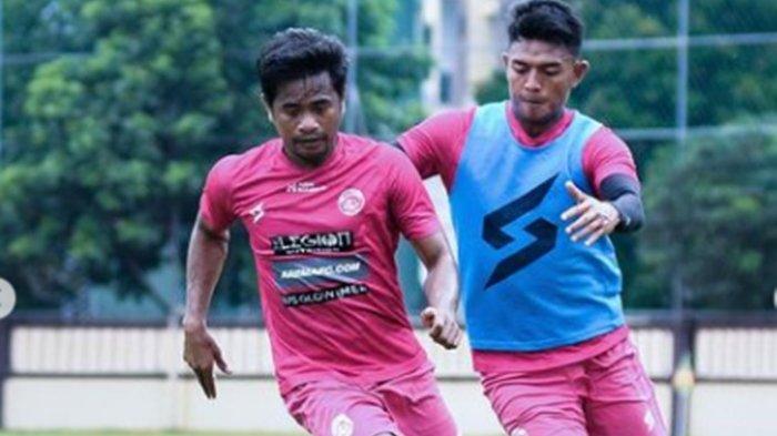 Siasat Pelatih Arema FC Javier Roca Redam Kekuatan PSM Makassar di Liga ...