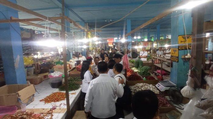 BREAKING NEWS Jelang Lebaran, TPID Malinau Sidak Harga Barang di Pasar ...
