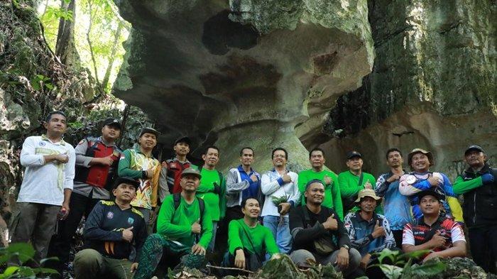Gua Karst Batu Putih dan Batu Tumpuk Bisa jadi Destinasi Wisata ...