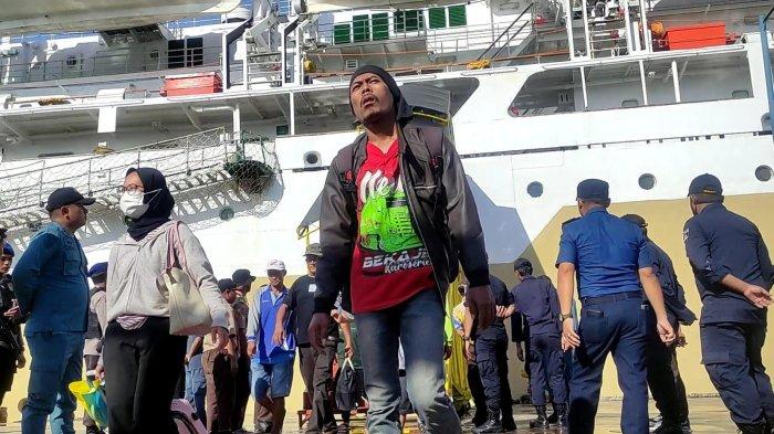 Hadapi Lonjakan Penumpang saat Libur Nataru, KSOP Sampit Dirikan Posko ... Hadapi Lonjakan Penumpang saat Libur Nataru, KSOP Sampit Dirikan Posko ...
