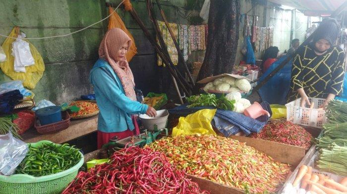 Harga Cabai Rawit di Pasar Besar Palangkaraya Kian Pedas, Tembus Rp 110.000 per Kg ...