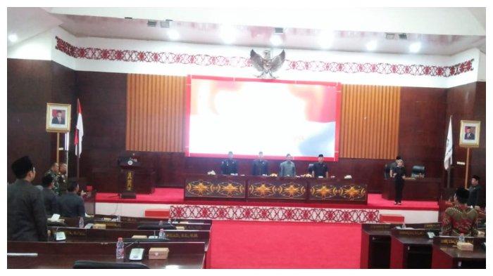 DPRD Murung Raya Gelar Rapat Paripurna LKPj Tahun Anggaran 2023 - Tribunkalteng.com