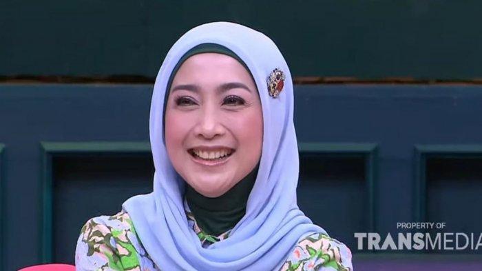 Rasa Sakit Desy Ratnasari Di Masa Lalu Akhirnya Terkuak, Perlakuan ...