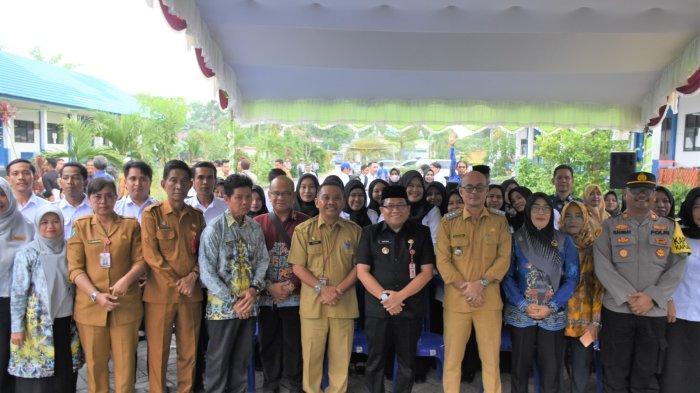 Pj Bupati Erlin Hardi Hadiri Syukuran dan Silaturahmi dengan Guru PPPK ...