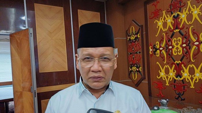 Kepala Kemenag Kalteng Imbau Selektif Pilih Visa Haji, Imbas Aturan ... Kepala Kemenag Kalteng Imbau Selektif Pilih Visa Haji, Imbas Aturan ...