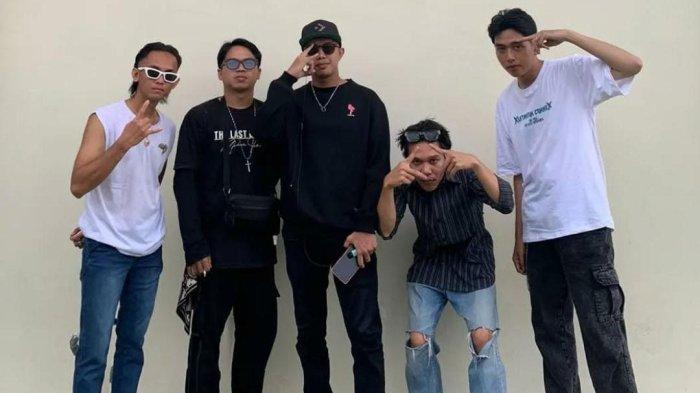 Musik Rapper Dayak Enak Didengar Gen Z, Komunitas Kalimbeat Production ...
