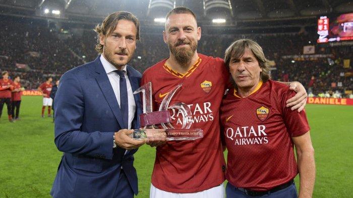 Legenda AS Roma Totti Colek Maldini dan Del Piero, Berharap Kiprah De ...