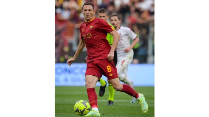 Tiru Jose Mourinho di AS Roma, Asa Nemanja Matic Banting Setir Jadi ... Tiru Jose Mourinho di AS Roma, Asa Nemanja Matic Banting Setir Jadi ...