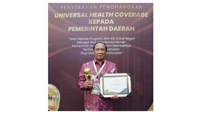 Selamat, Pemkab Kobar Raih Penghargaan UHC Award 2024 Kategori Madya ... Selamat, Pemkab Kobar Raih Penghargaan UHC Award 2024 Kategori Madya ...