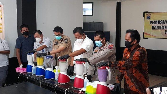 Narkoba Kalsel, Ditresnarkoba Polda Musnahkan 6 Ons Lebih Sabu dengan Cara Diblender ...