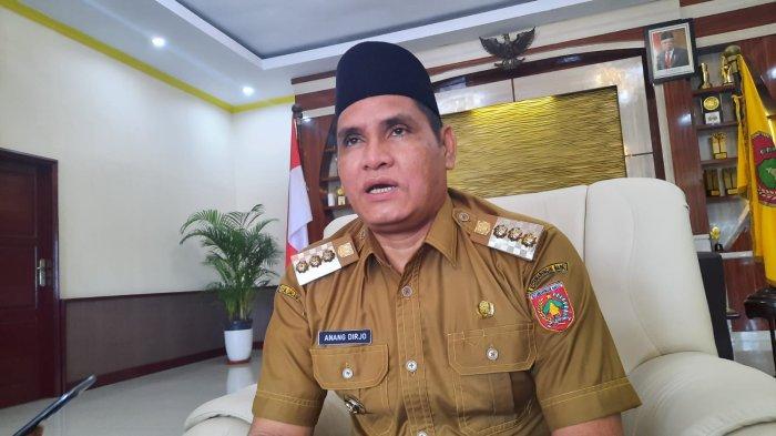 Pimpin Rapat Evaluasi SAKIP, Pj Bupati Anang Dirjo Minta SKPD Kobar ... Pimpin Rapat Evaluasi SAKIP, Pj Bupati Anang Dirjo Minta SKPD Kobar ...