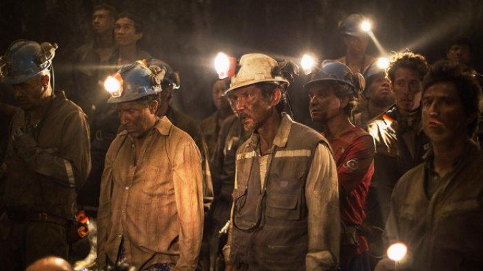 Sinopsis Film The 33 di Bioskop Trans TV Malam Ini, Kisah Antonio Banderas Terjebak di ...