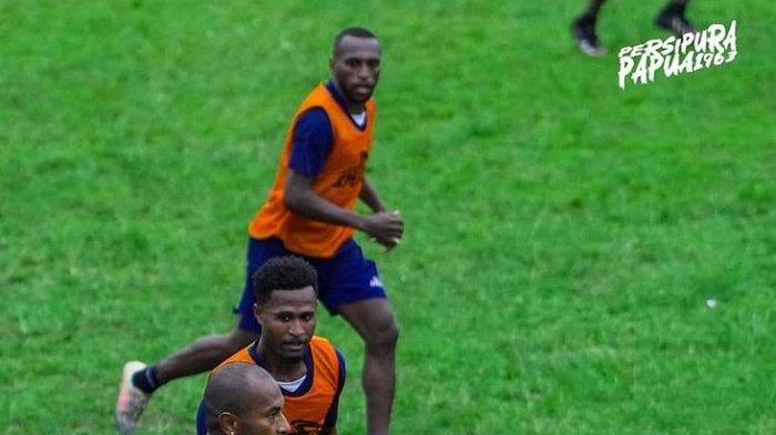 Profil Elisa Basna Jelang Persipura vs Persipal di Liga 2 2024, Pemain ...