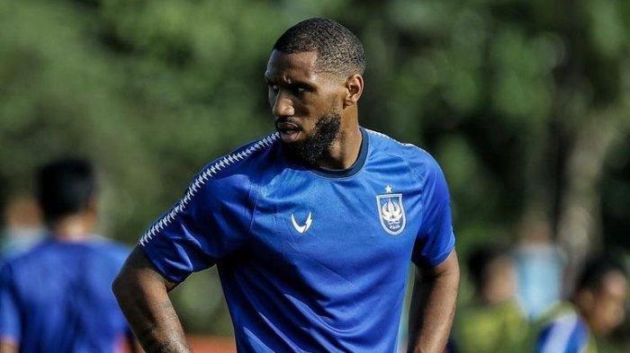 Misteri Absennya Alie Sesay di PSIS Lawan Madura United, Carlos Fortes ...