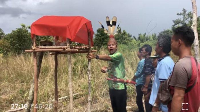 Tujuan Upacara Manajah Antang, Ritual Memanggil Roh-roh Gaib Khas Suku ...