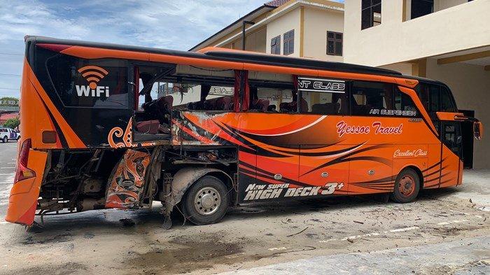 Korban Kecelakaan Bus Yessoe vs Truk di Jalan Tjilik Riwut Membaik saat Dirawat RS Doris ...