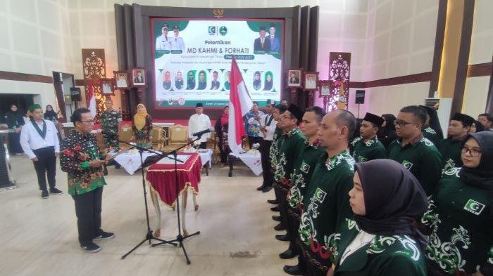 Pengurus KAHMI dan FORHATI Dilantik, Bupati Halikinnor Berharap Turut Berpartisipasi Membangun ...