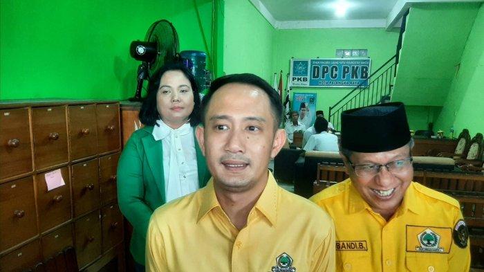 Fairid Naparin Disebut Jadi Calon Kuat Pilwalkot Palangkaraya, Pengamat ...