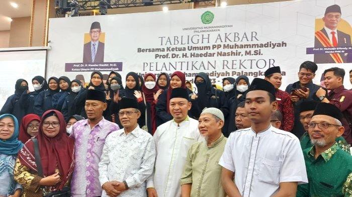 Warga Muhammadiyah Kalteng Antusias, Ikuti Tabligh Akbar Hadirkan Prof Dr H Haedar Nashir ...