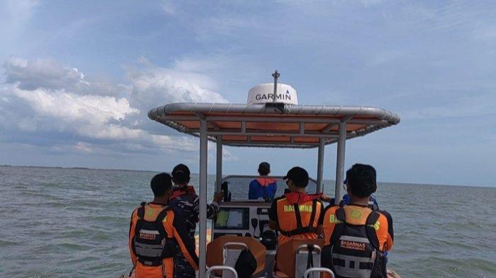 Seharian Pergi Melaut, Nelayan di Mempawah Kalbar Dilaporkan Hilang, Tim SAR Lakukan Pencarian ...