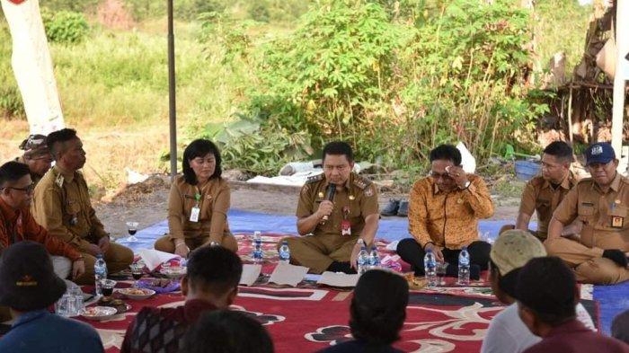 Pj Bupati Kobar Serap Aspirasi Petani - Tribunkalteng.com