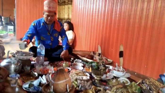 Syarat Upacara Manawur Sahut, Ritual Meminta Keselamatan Bagi ...