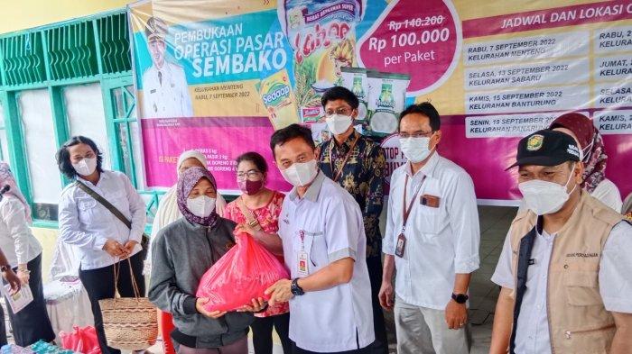 Pasar Murah di Kelurahan Banturung dan Marang Palangkaraya, Warga ...