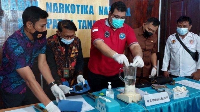 Narkoba di Kalsel, BNNK Tanahlaut Musnahkan 4,78 gram Sabu dengan Cara Diblender - Tribunkalteng.com