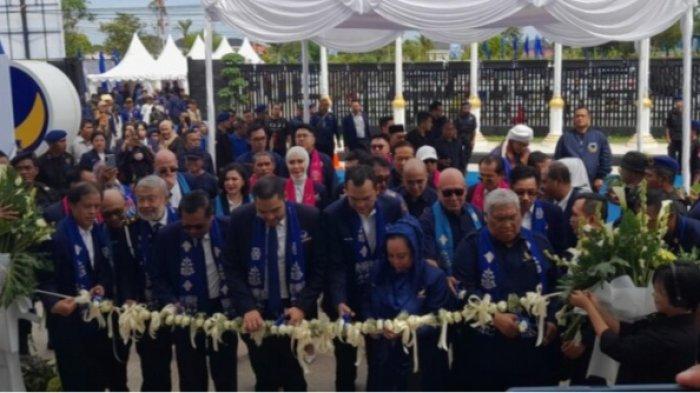 Peresmian Kantor DPW Partai Nasdem Kalteng Dibuka Dengan Prosesi Adat ...