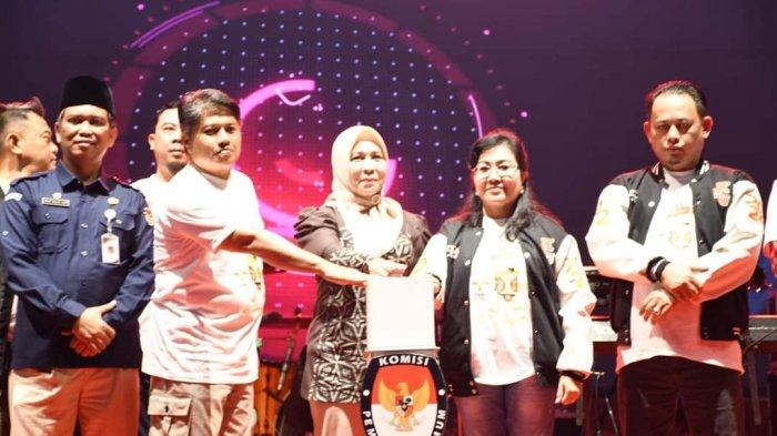 KPU Pulang Pisau Luncurkan Maskot dan Jingle Pilkada 2024 - Tribunkalteng.com