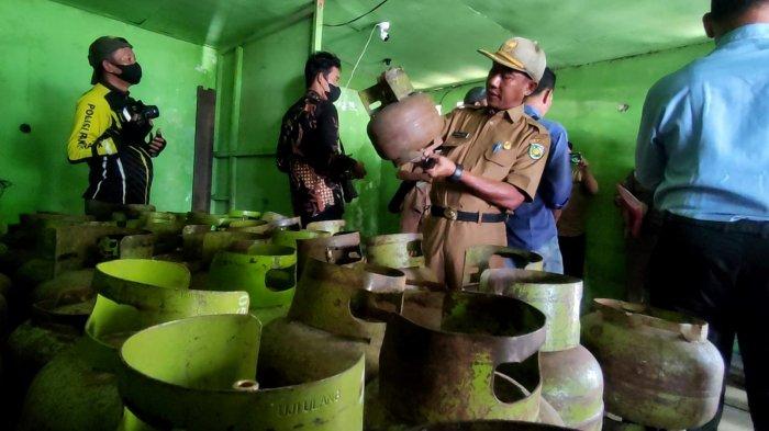 Sidak DPKUKMP Palangkaraya Sita 13 Tabung Elpiji 3 Kg dari Sejumlah Toko Jual Tak Sesuai HET ...