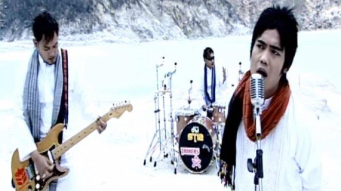 Dulu Viral Mirip Charly ST12, Kini Terjaring Razia Pengamen Satpol PP ...