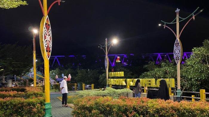 Bundaran Besar Palangkaraya Viral, Taman Pasuk Kameloh Tak Kalah Ramai ...