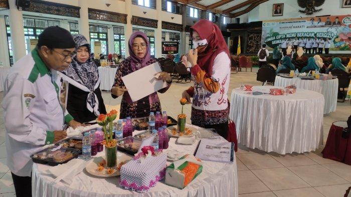 TP PKK Kotim Ciptakan Menu B2SA, Manfaatkan Bahan Pangan Lokal ...