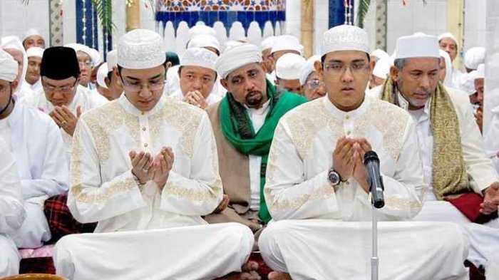 RESMI Pernikahan Anak Guru Sekumpul Ahmad Hafi Badali al-Banjari ...