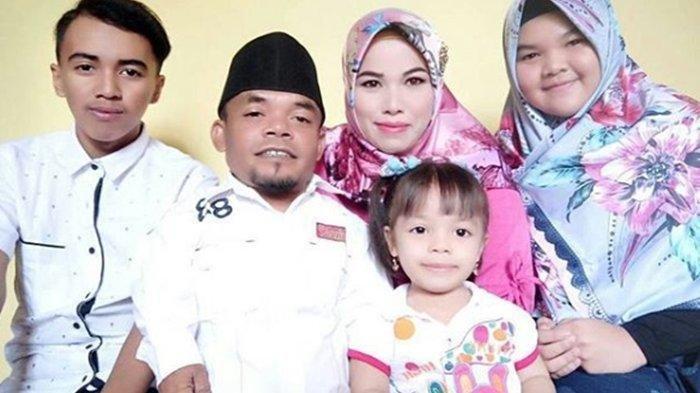 Lama Tak Terlihat di Layar Kaca, Ucok Baba Kini Jadi Youtuber, Unggah ...