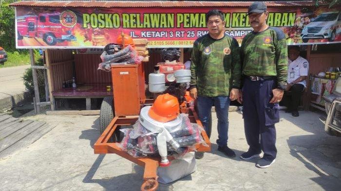NEWS VIDEO, Miliki Peran Penting, Relawan Damkar Sampit Dapat Bantuan ...